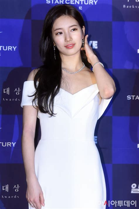10 Of The Sexiest Idols In All Of K Pop