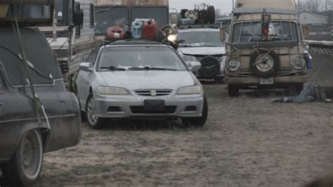 IMCDb org 2001 Honda Accord Coupé EX V6 CG2 in Fear the Walking