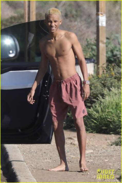 Jaden Smith Hangs Out Shirtless By The Beach In Malibu Photo 4259502