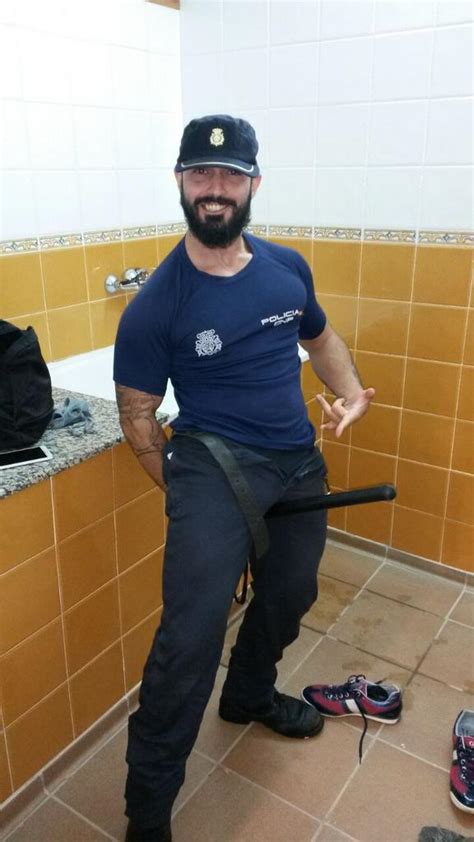 TW Pornstars Miguel Zayas Twitter Esta Noche Ponemos Orden Police
