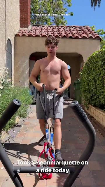 Alexis Superfan S Shirtless Male Celebs Nolan Gould Shirtless On His