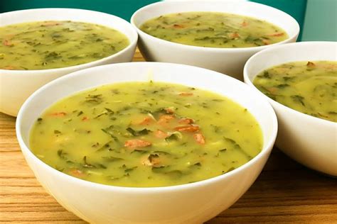 Caldo Verde Portugu S Tradicional Delicioso E Perfeito Para Saborear