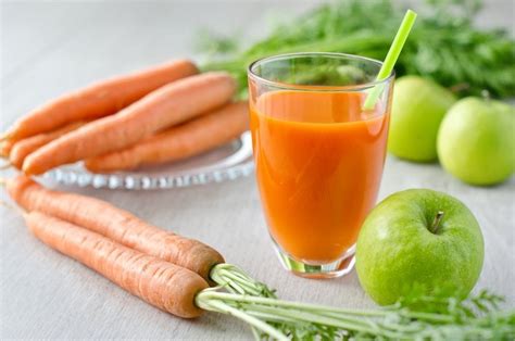 Frullato alla carota per depurare l organismo Vivere più sani