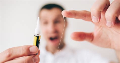 Jak usunąć z dłoni klej typu super glue Sprawdzone domowe sposoby Dom
