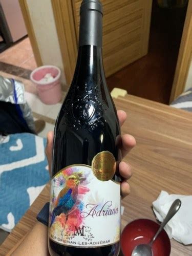 Château Juliette Adriana Grignan les Adhémar Vivino US