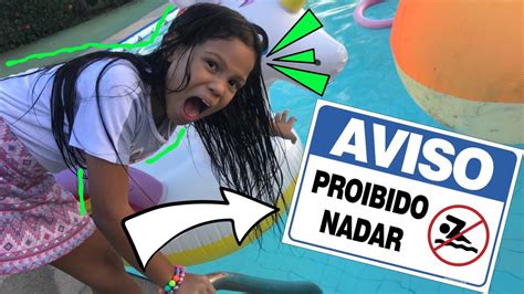 REGRAS DE CONDUTA para CRIANÇAS na PISCINA Maria Clara Clara Tv