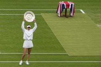 Marketa Vondrousova Becomes Wimbledon S First Unseeded Accesswdun