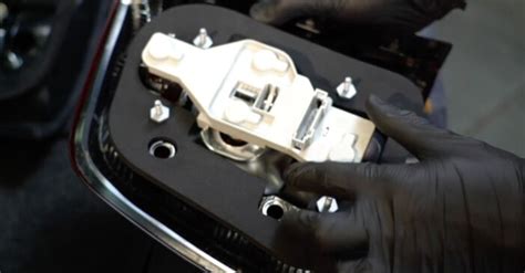 Jak Wymieni Lampy Tylne W Skoda Octavia Z Poradnik Naprawy
