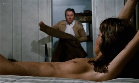 Anne Parillaud Nude Topless Bush And Nude Sex Pour La Peau D Un Flic