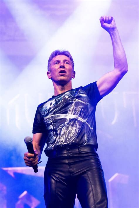 Helmut Lotti goes Metal Legendärer Auftritt beim Graspop Metal