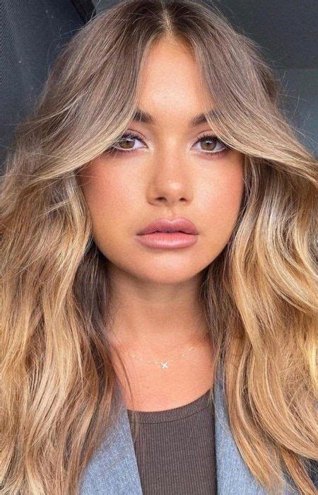 70 Best Curtain Bangs For Every Face Shape 2022 The Trend Spotter