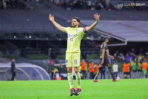 Henry entra al selecto grupo de goleadores mexicanos Rómpela Más