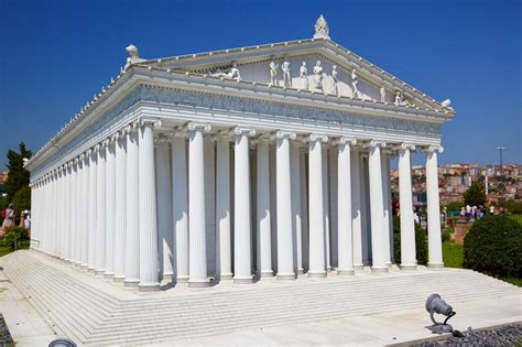 El Templo de Artemisa en Éfeso es una historia de grandeza y belleza