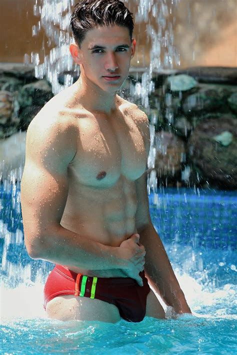 Joven Guapo Con Ganas De Sexo A Tope Tema Gay Porno Sexo Fotos Xxx