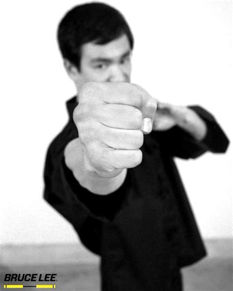 Total Imagen Bruce Lee Punch Thptnganamst Edu Vn