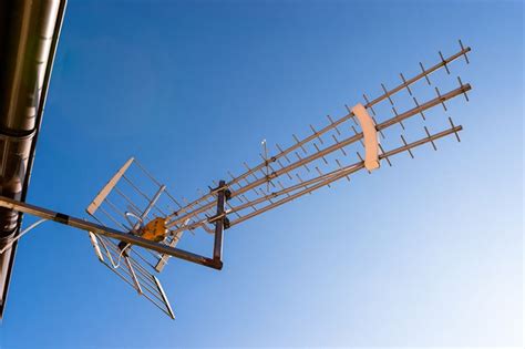 Le 10 Migliori Antenne TV Per Esterni E Interni E Come Scegliere
