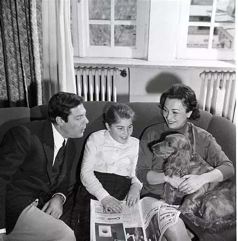 MARCELLO MASTROIANNI AND His Wife Flora Carabella Daughter Barbara 1962