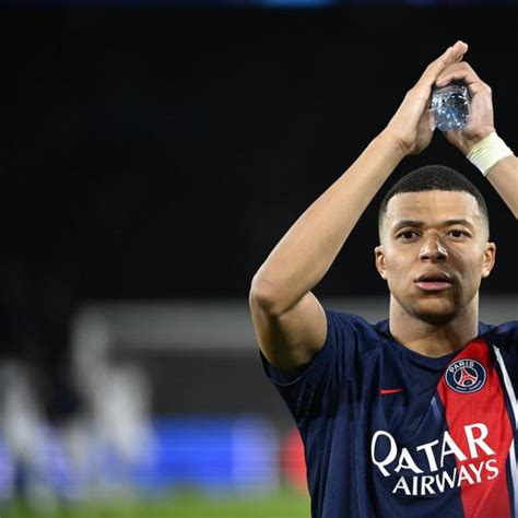 Transferts Kylian Mbappé a annoncé aux dirigeants du PSG son départ