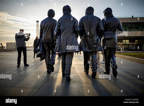 Liverpool Waterfront Liverpool S Most Famous Sons The Fab Four Batales