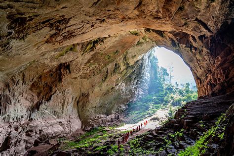 Hang động ở Phong Nha Kẻ Bàng có tổng chiều dài 243 km Báo Công an