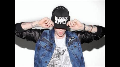 Mgk Half Naked Almost Famous Youtube