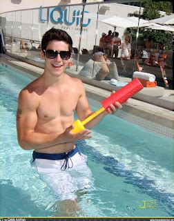 Naked And Hot Men David Henrie