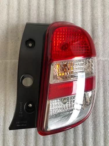 Calavera Derecha Nissan March 12 14 Nuevo