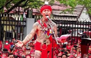 Legenda Pasukan Merah Dari Tanah Dayak Kalimantan Okezone Nasional