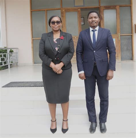 Waziri Jafo Akutana Na Mkurugenzi Mkuu Nemc Full Shangwe Blog