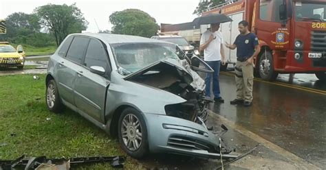G1 Acidente na BR 376 deixa uma pessoa morta e duas feridas no Paraná