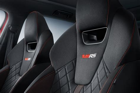 Seats in the ŠKODA OCTAVIA COMBI RS iV Škoda Storyboard