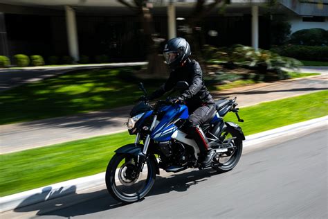 Bajaj Dominar 160 2023 ficha técnica preço consumo e motor