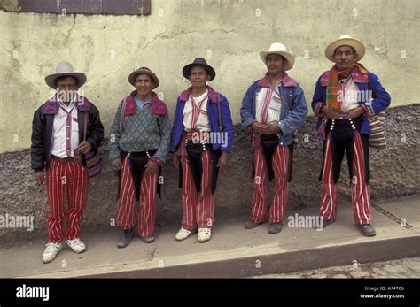 Venta Traje Tipico De Guatemala Para Hombre En Stock
