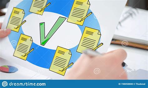 Concepto De Validaci N De Documentos En Un Papel Foto De Archivo