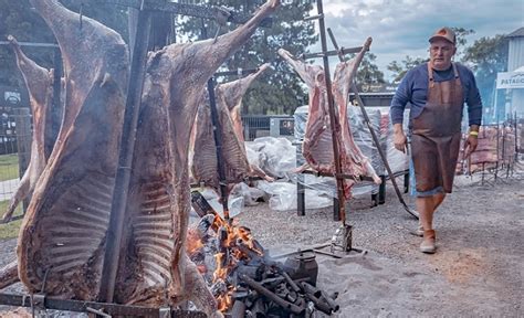 Festival em Gramado terá três toneladas de churrasco e boi inteiro