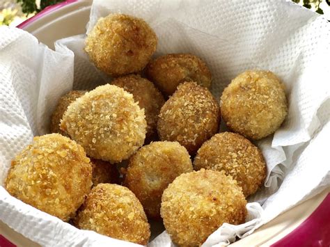 Bolinho De Macaxeira Frito Librain