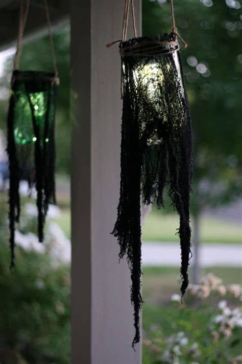 31 Simple And Scary Outdoor Halloween Decor Ideas Artofit