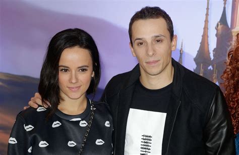 Alizée 23 ans plus tard sa fille Annily reprend son titre Moi