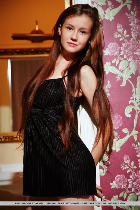 Emily Bloom Naked Black Dress Metart 01