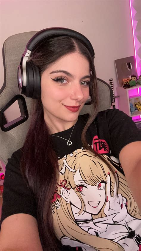 TW Pornstars Julietita Twitter Ya Andamos En Directo Uwu 1 39 AM