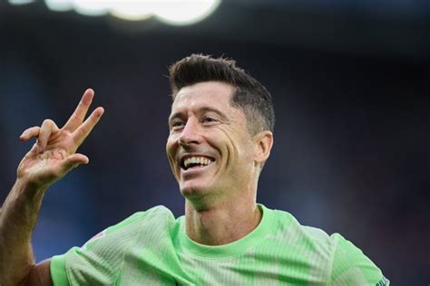 Real Madryt 0 4 FC Barcelona skrót meczu Robert Lewandowski z
