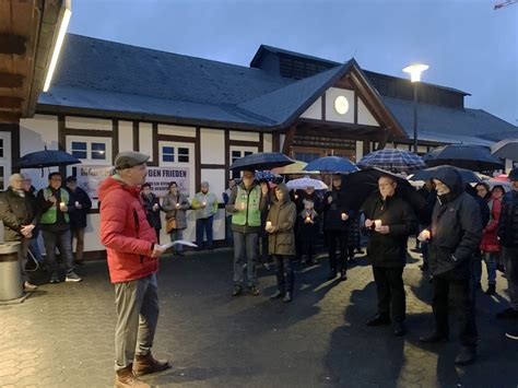 4 Oeventroper Mahnwache für Frieden für unsere Demokratie und
