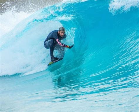 Pedro Scooby Sofre Acidente Surfando Em Nazar Quase Morri