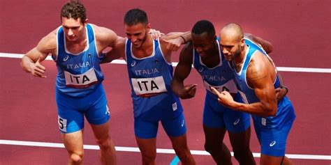 LItalia Di Jacobs In Finale Della 4x100 Fuori Gli Usa