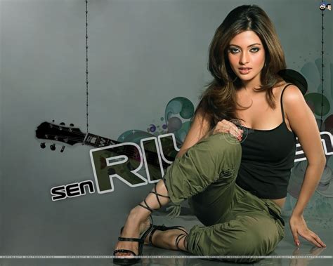 Naked Riya Sen Added 07192016 By Makhan