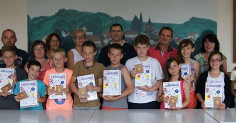 Saint Agnan Des dictionnaires pour les futurs collégiens