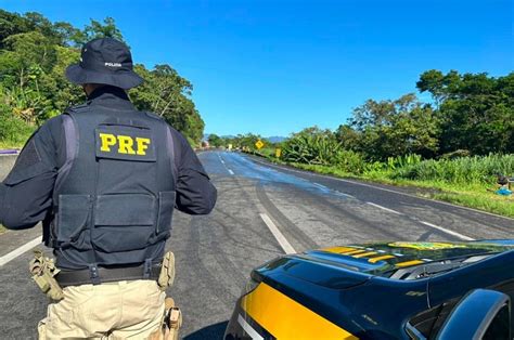 PRF encerra Operação Natal 2023 no Paraná registro de 101 acidentes