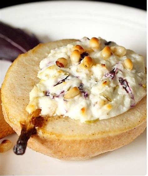 Poires rôties au miel et au chèvre les recettes qu on aiMMe