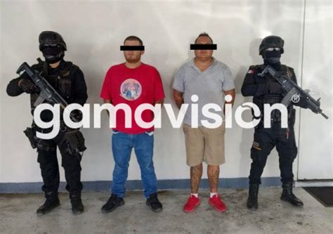 Detienen A Taxista Con Arma Y Drogas En Monterrey