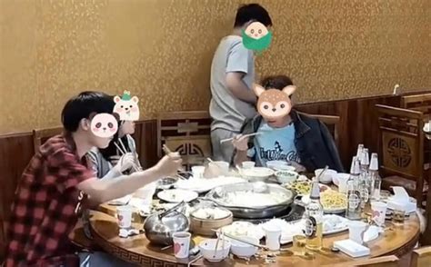 女子带着男闺蜜去相亲，吃饭时一顿狂点，相亲对象做法解气